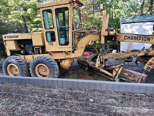Champion 715, 1995, SOUTHWEST RANCHES, Florida, USA - Brugte vejhøvle ...